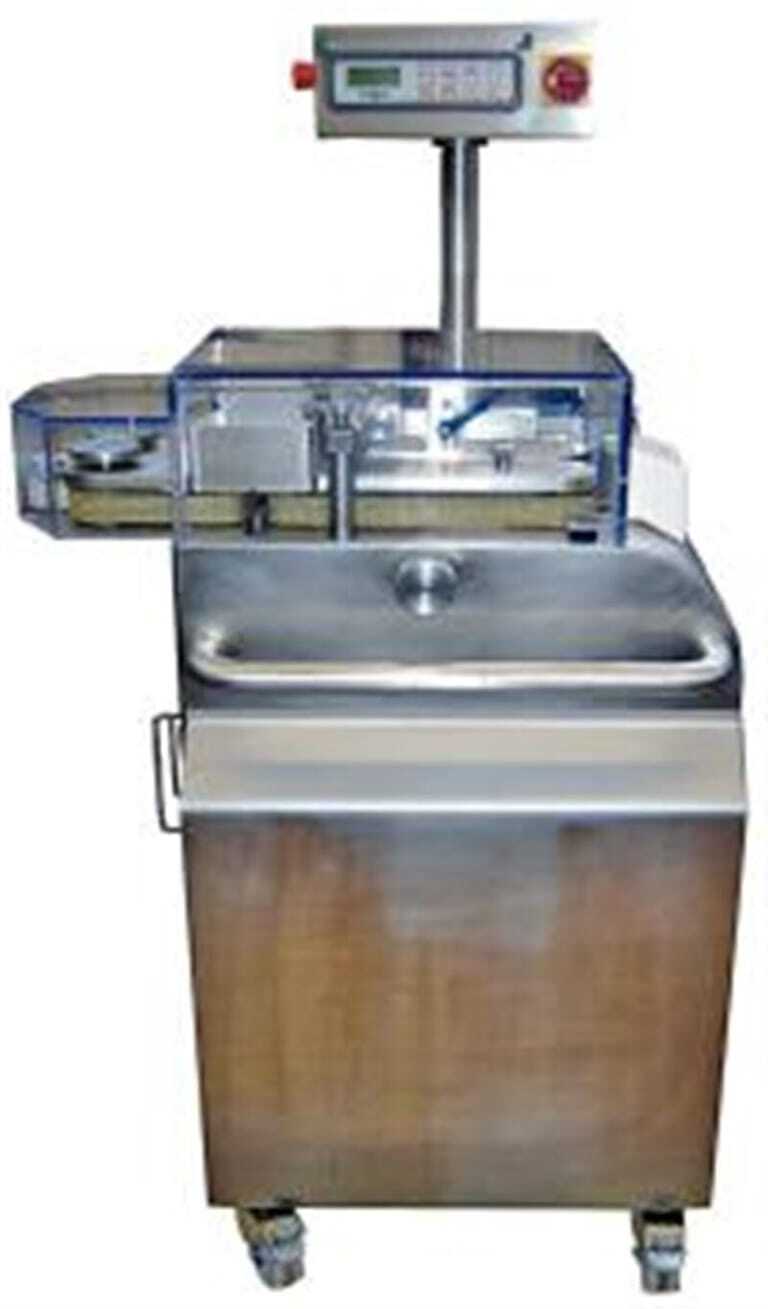 Declipping, separating and packaging - Die Fleischerei