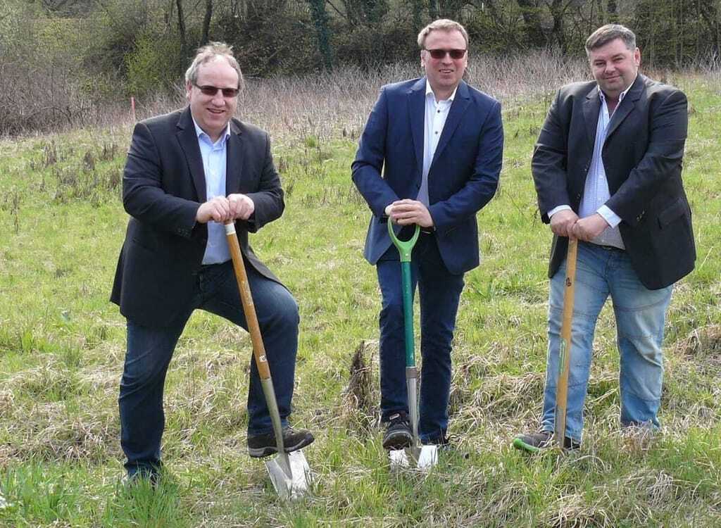 Düker-REX: Spatenstich für neue Montagehalle - Die Fleischerei